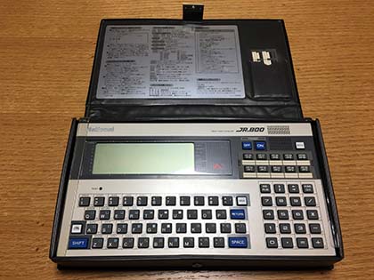 ナショナルが世に送り出したハンドヘルドコンピュータ「JR-800」 - AKIBA PC Hotline!