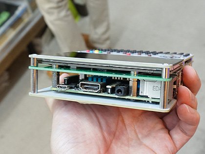 Raspberry Pi 3をハンドヘルドPC化するキット「Hyper Keyboard pi」が入荷 - AKIBA PC Hotline!