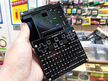 Raspberry Pi 4をハンドヘルドPC化するキット「Hyper Keyboard pi +F」が入荷、ファンクションキー付き - AKIBA PC Hotline!