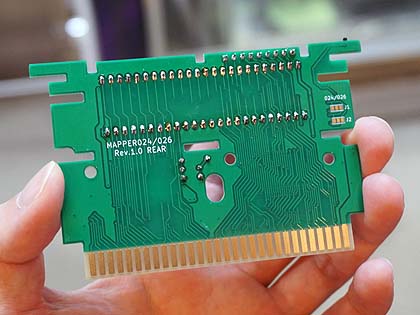 自作ファミコンゲームを書き込めるカートリッジに新モデル、コナミの「VRC VI」を搭載 - AKIBA PC Hotline!