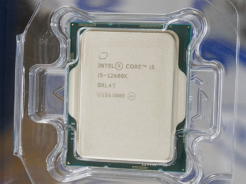 Intel 第12世代Coreプロセッサーの先行展示スタート、歴代CPUも同時展開 - AKIBA PC Hotline!