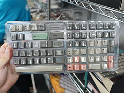 ビンテージのキーボードをモチーフにしたキーキャップ、Cherry MX対応 - AKIBA PC Hotline!