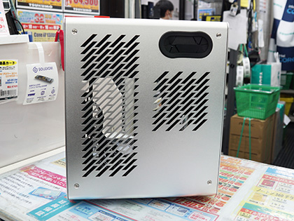 曲面強化ガラス採用のPCケース「Segotep Slath mini」が発売 - AKIBA PC Hotline!