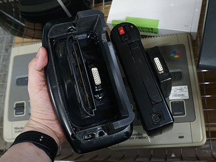 GENESIS NOMAD + SUPER 32Xの“変態デモ”でバーチャファイターが動作！ - AKIBA PC Hotline!