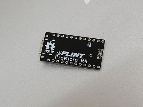 超小型サイズのArduino UNO R4互換ボード「FLINT ProMicro R4」 - AKIBA PC Hotline!