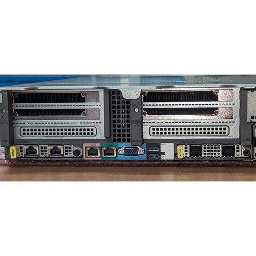 NVIDIA A100とXeon Gold 6354を各2基搭載したモンスターサーバーが890万円、PGダイレクトの「キャンペーン特価 ...