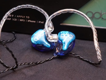 AKからデスクトップアンプ「ACRO L1000」。Fate仕様の「AK70 MKII」初披露 - AV Watch