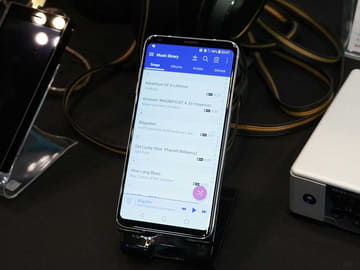 フォステクスから小さなモニタースピーカー「NF04R」。ソニーのマイクなど - AV Watch