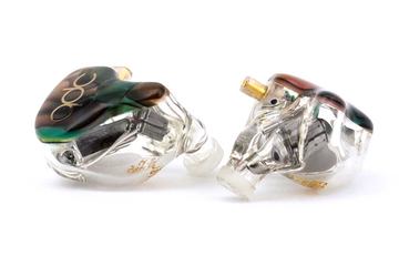 qdc、雲母装飾のユニバーサルイヤフォン「5SH」「4SS SE」など - AV Watch