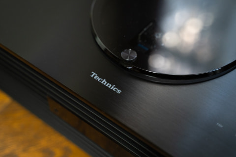 Technicsの高音質小型オーディオ「SC-C70MK2」。CD再生の“手間を楽しむ” - AV Watch[Sponsored]