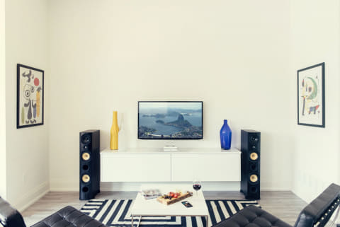 BLUESOUND「POWERNODE」、サラウンドシステム構築可能に - AV Watch