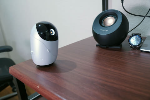 【レビュー】ソニーが作ったロボット「poiq」と一カ月暮らしてみた - AV Watch