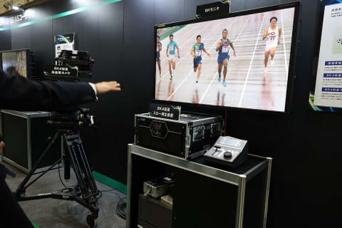 ソニー、Crystal LED使用のインカメラVFX撮影実演。Inter BEE開幕 - AV Watch