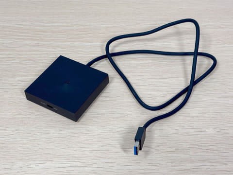 【ミニレビュー】PS VR2をPCに繋ぐ「PlayStation VR2 PCアダプター」を試す - AV Watch