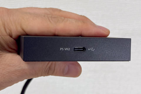【ミニレビュー】PS VR2をPCに繋ぐ「PlayStation VR2 PCアダプター」を試す - AV Watch