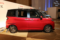 ダイハツとトヨタ、新型トール2BOX「トール」「ルーミー」「タンク」発表会 - Car Watch