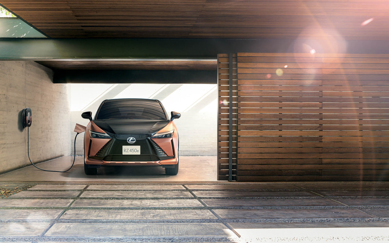 レクサス、バッテリEVオーナー向け専用サービス「LEXUS Electrified Program」 専用充電ステーションなど提供 - Car Watch