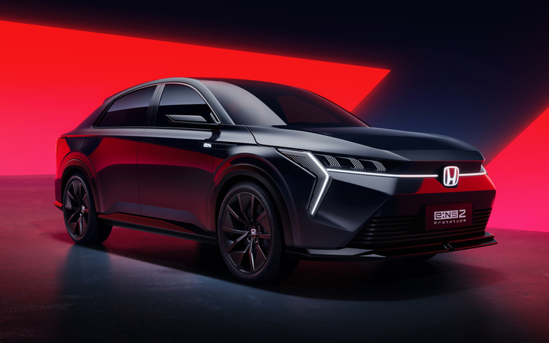 ホンダ、2024年初頭発売予定のバッテリEV第2弾「e:NP2」「e:NS2」プロトタイプ世界初公開 「上海モーターショー2023」で第3弾 ...