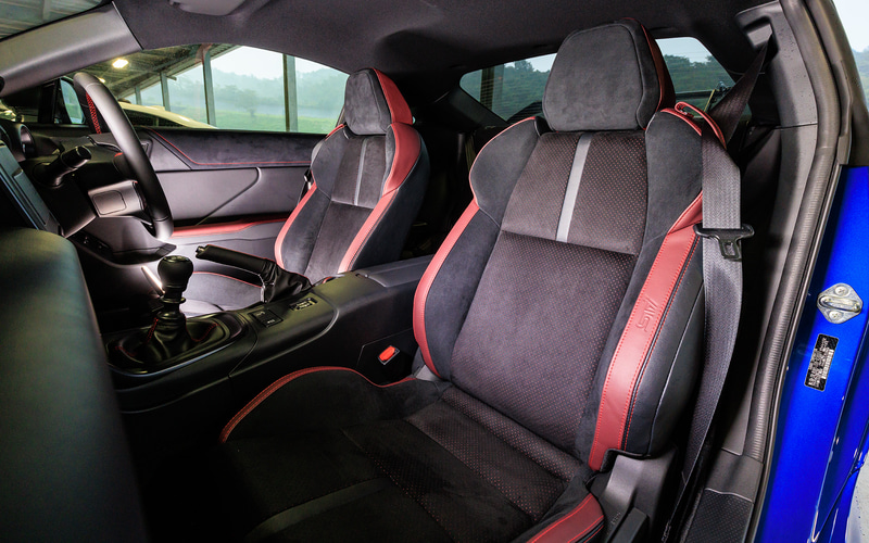 写真で見る トヨタ「GR 86 RZ“40th Anniversary Limited”」＆スバル「BRZ STI Sport」-Car Watch