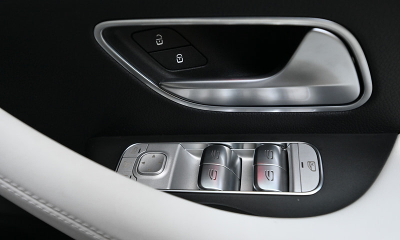 メルセデス・ベンツ、新型「GLE」「GLEクーペ」発表 マイルドハイブリッドの「450d 4MATIC Sports」導入で全車電動化 ...