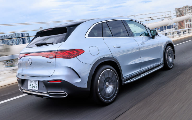 メルセデス・ベンツの新型EV「EQE SUV」試乗 “プレミアムオールラウンダー”の実力やいかに？ / - Car Watch
