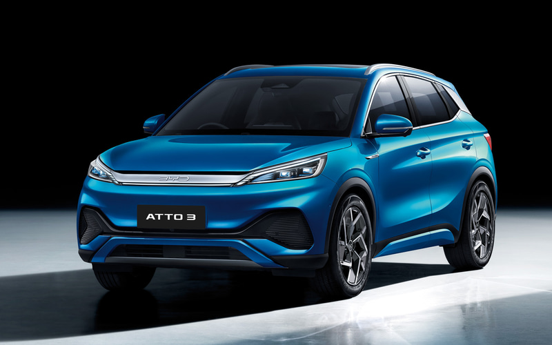 BYD、日本初披露のミニバン「D9」とオフロードSUV「U8」を「ジャパンモビリティショー2023」へ出展 - Car Watch