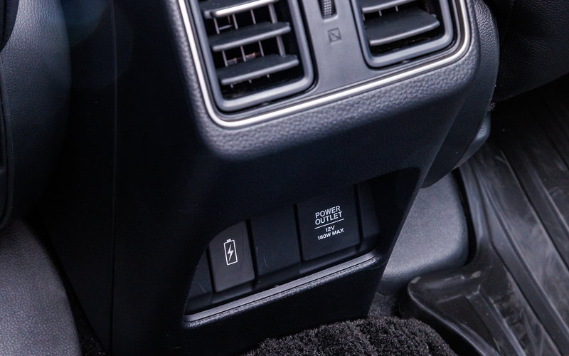 写真で見る 新型「WR-V」純正アクセサリー装着車「タフスタイル」-Car Watch