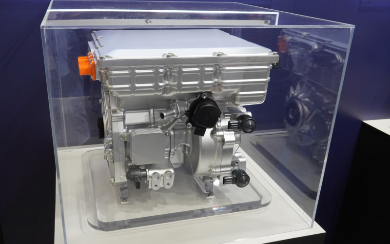 第2世代eAxleなど「人とくるまのテクノロジー展2024」で電動化技術を展示するアイシン - Car Watch