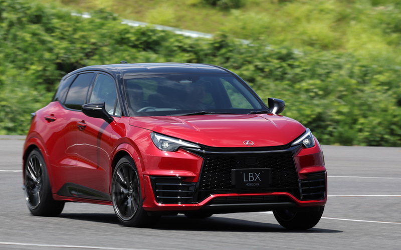 トヨタSDVの幕開けか？ ソフトウェアでクルマの価値をアップデートする「サーキットモード」を進化型「GRヤリス」と「LBX モリゾウRR」で ...