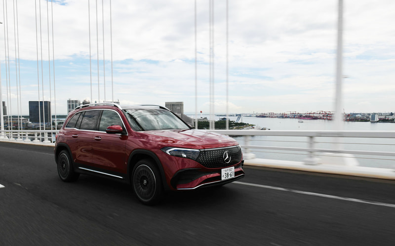 メルセデス・ベンツのEV「EQA」「EQB」乗り比べ 同じSUVでもそれぞれ違う個性 / - Car Watch