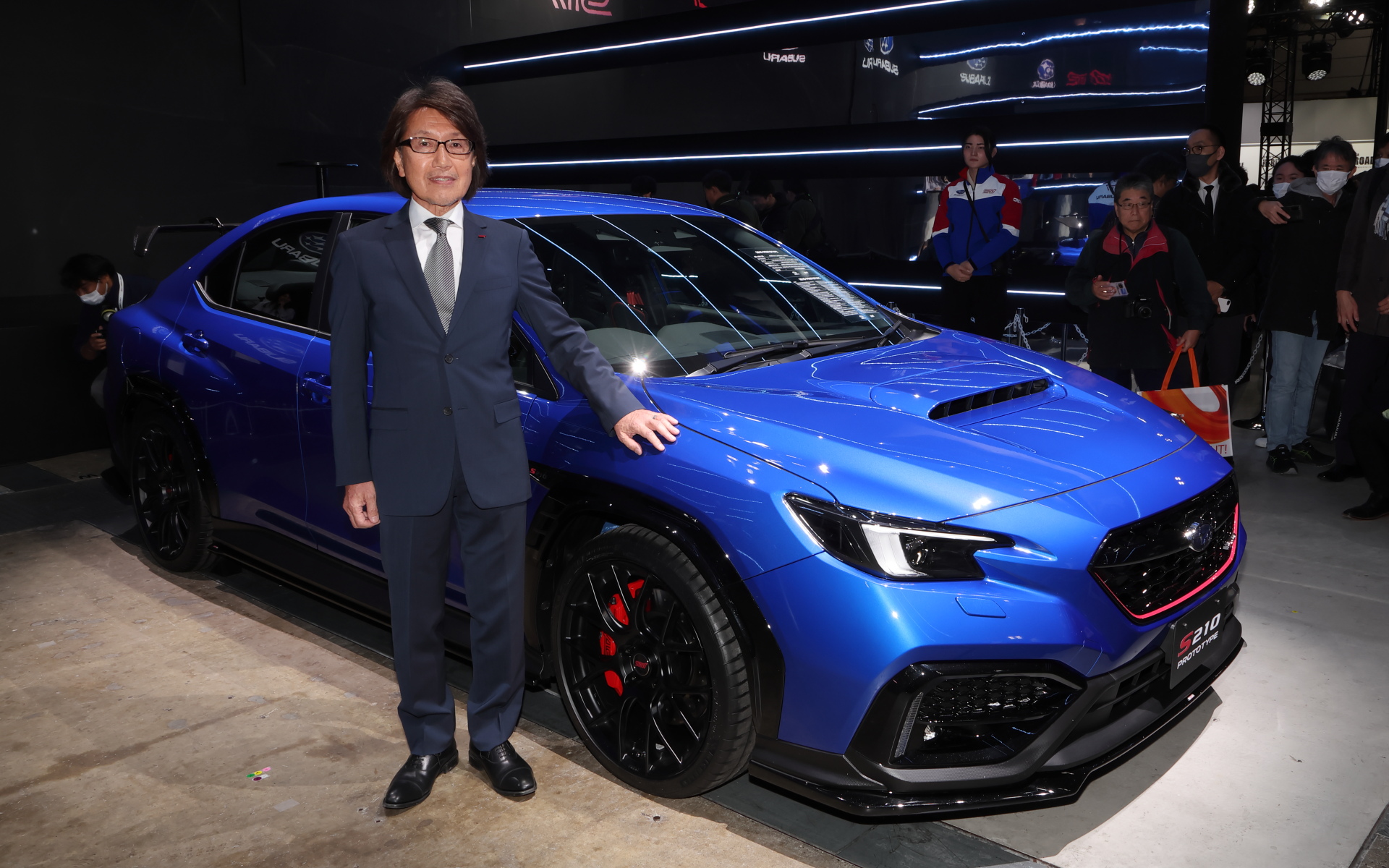 [拡大画像]コンプリートカー「S210（プロトタイプ）」や200台限定「BRZ」などを初公開したスバルブース