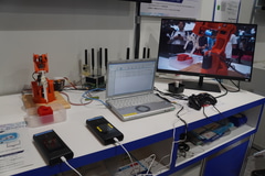 NECなど3社がローカル5Gをホール内で運用、NICTはサイバー攻撃統合分析基盤「NIRVANA改」の新機能をデモ - クラウド Watch