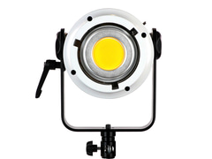 出力500WのLEDライト「Phottix X600 COB」 - デジカメ Watch