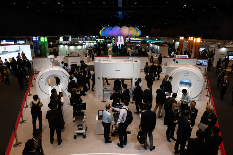 Canon EXPO 2023 レポート【前編】EOS関連の展示を紹介 - デジカメ Watch