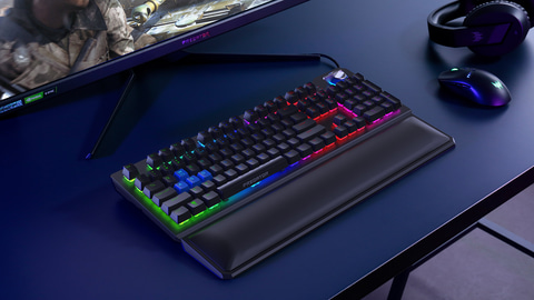 Acerから、スイッチひとつで打鍵感が切り替えられるゲーミングキーボード「Predator Aethon 700」が登場！ 11月10日より ...
