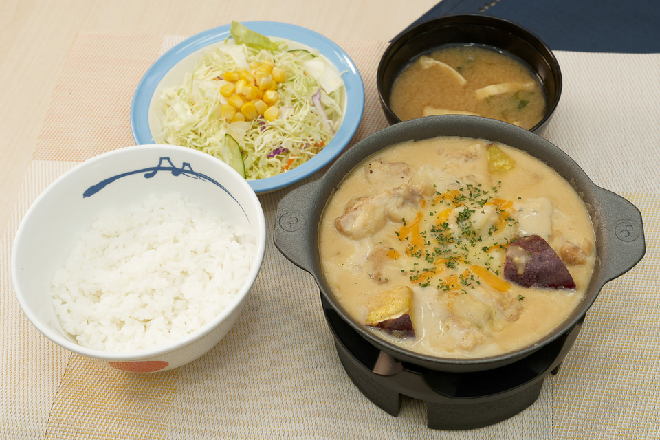 松屋「シュクメルリ鍋定食」復活！ 2月6日から - グルメ Watch