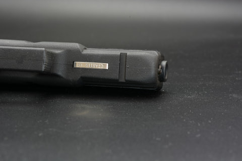 【レビュー】モデルガン「GLOCK 17 3rd HW “Evolution2改”」レビュー 音と煙と排莢、自動拳銃モデルガンならではの楽しさ - HOBBY Watch