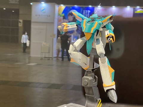 【ワンフェス】「マクロス ダイナマイト7」登場機！ アルカディア、「VF-5000G」のフィギュアを展示 - HOBBY Watch