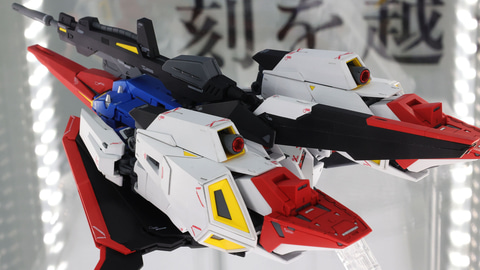 【特別企画】「MG 1/100 ゼータガンダム Ver.Ka」インプレッション 初代1/100フルアクションから37年。あくなきゼータへの挑戦に刻の涙を見る！ - HOBBY Watch