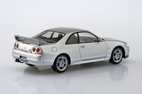 プラモデル「ニッサン R33スカイラインGT-R」に新色が登場。予約受付開始！ - HOBBY Watch
