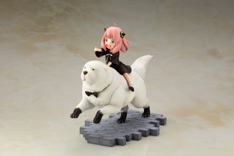 アーニャがボンドに乗っためっちゃ可愛いフィギュア'23.6月発売｡初回特典､アニャーの笑顔パーツプレゼント!! [737440712]