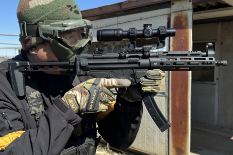 【レビュー】G&G「TGM R5 ETU」レビュー メーカー純正プリコック搭載機は箱出しでサバゲー投入できて安心 - HOBBY Watch