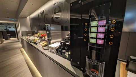 ポケカ公認ラウンジ「POKEMON CARD LOUNGE」の内部やグッズを一足先にお披露目！ 4月25日オープン予定 - HOBBY Watch