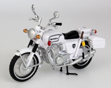 1/32スケールの「マッハIII」登場！ ガチャ「KAWASAKI 500-SS/MACH III コレクション」9月下旬発売 - HOBBY Watch