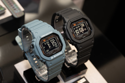 G-SHOCK、心拍計・MIP液晶で進化した角型“5600”登場 - Impress Watch