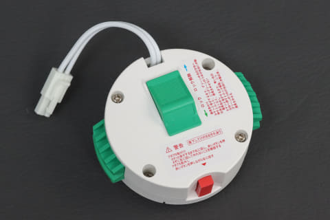 アレクサ、ちゃんと使えてる？ 天井につけるスマートリモコンで仕事部屋の電源管理がメチャ楽に!!【テレワークグッズレビュー 第71回 ...
