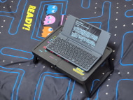 雑誌の付録・付録が雑誌？ のSPACE INVADERS Table Bookを買った - ケータイ Watch