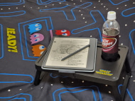 雑誌の付録・付録が雑誌？ のSPACE INVADERS Table Bookを買った - ケータイ Watch