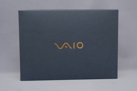 【Hothotレビュー】性能と操作性に妥協なし。900g切りの12.5型メインマシン「VAIO SX12」 - PC Watch