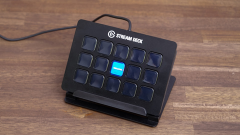 【特集】生配信ユーザー必携。ATEM Miniの複雑な操作をStream Deckで1ボタン化するCompanion - PC Watch